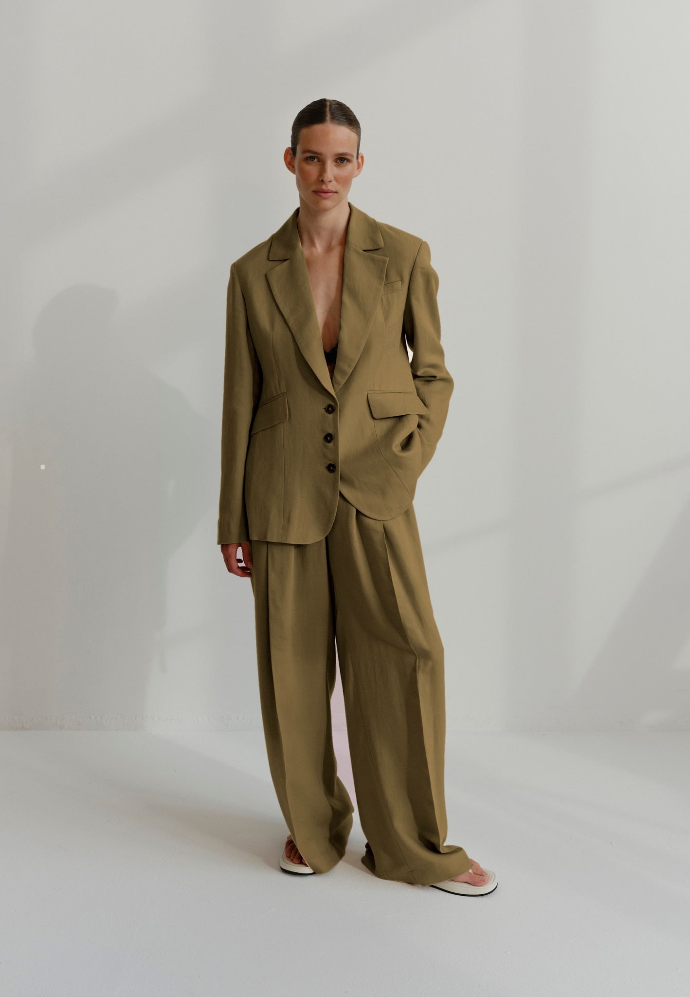 Louisa Blazer - Khaki – Herskind Official